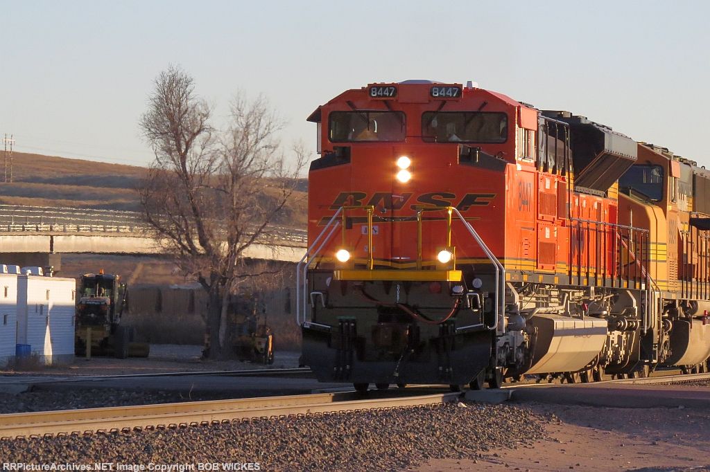 BNSF 8447